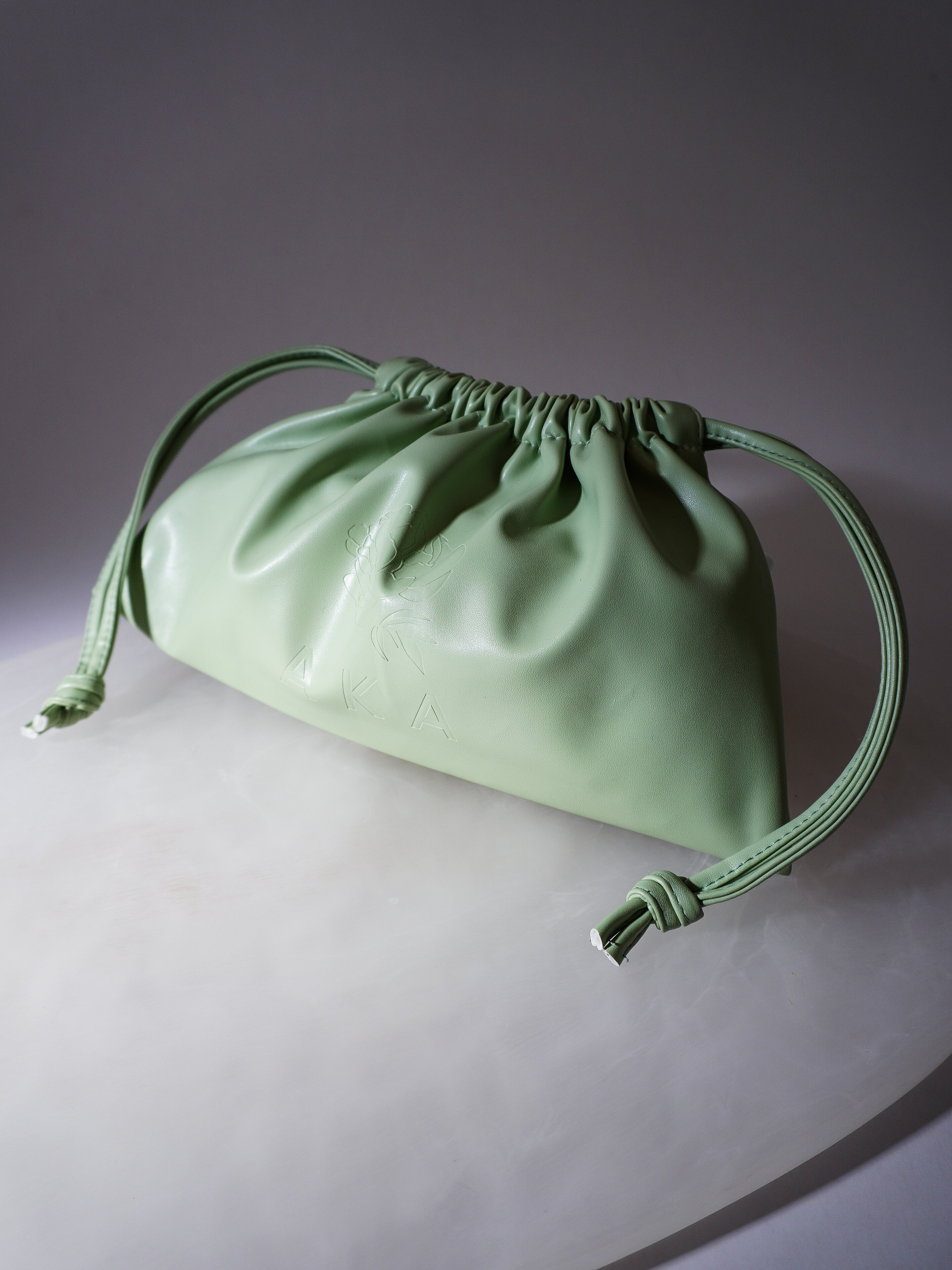AKA COSMETICS POUCH – Avryl Kinnon Aesthetics
